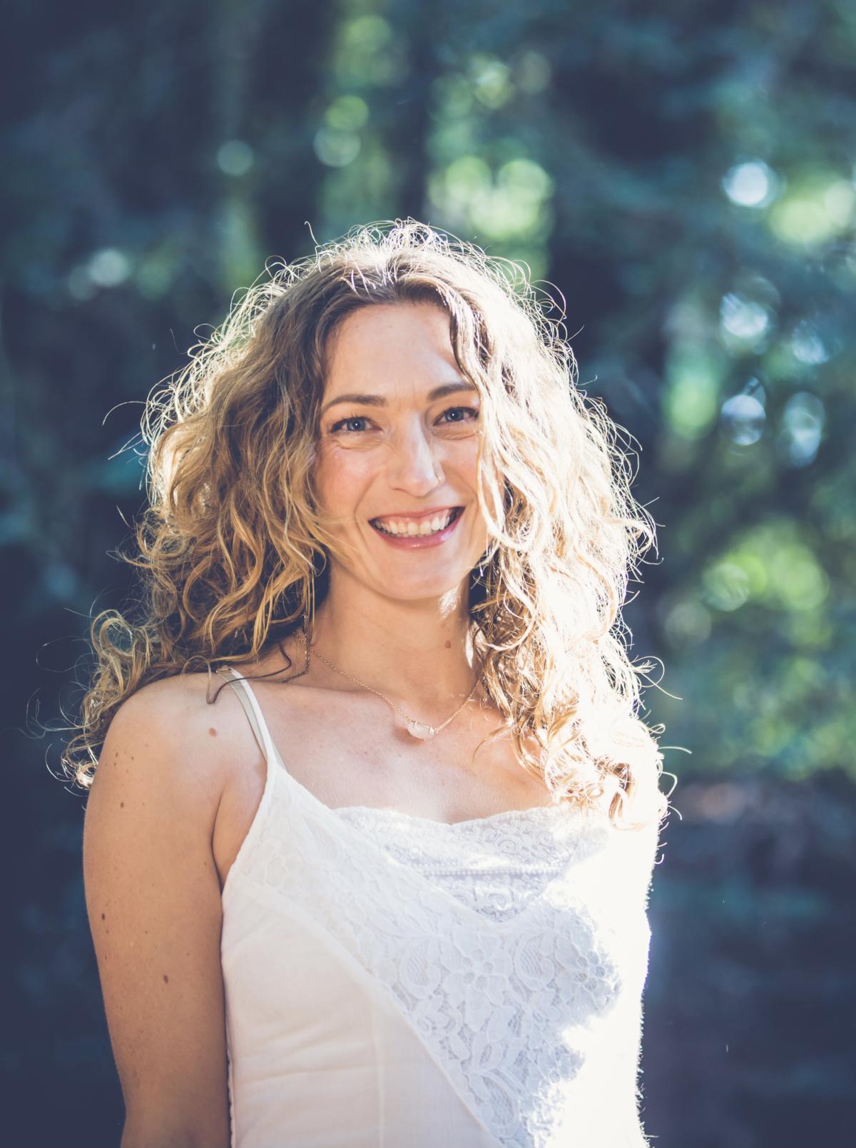 Mastery Empowerment Course: Awakening the 3 Gateway Glands with Beth Rachel - New Earth One Network